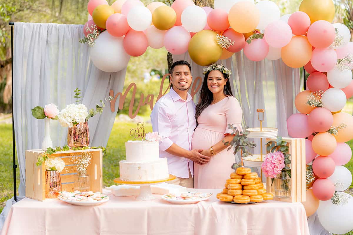 Pregnancy Vision Board: 9 Important Items